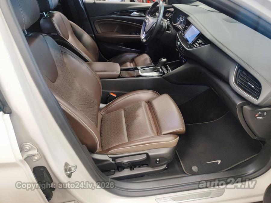 Balts Opel Insignia 2018 Tartu, ar dzinēja tilpumu 2.00 L un nobraukumu 137 tūkst. km par 12990 €, foto 9 vietnē AUTOMOTO.COM.LV