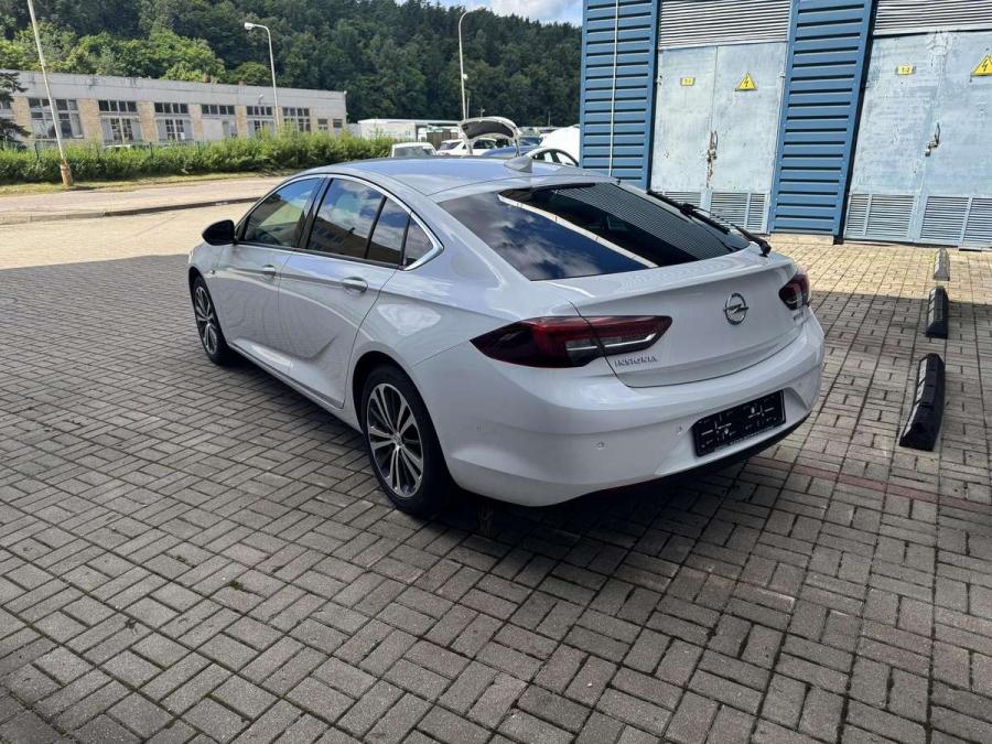 Balts Opel Insignia 2018 Viļņa, ar dzinēja tilpumu 1.49 L un nobraukumu 103 tūkst. km par 12500 €, foto 4 vietnē AUTOMOTO.COM.LV