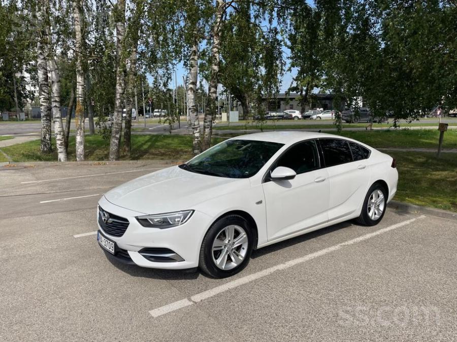 Белый Опель Инсигния 2019 в Рига, объемом двигателя 1.60 л и пробегом 108 тыс. км за 8890 €, фото 3 на AUTOMOTO.COM.LV