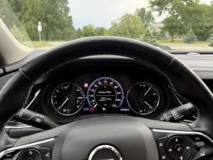 White Opel Insignia 2019 in Mazeikiai, with an engine capacity of 1.96 L and mileage of 300 thousand km for 7500 €, photo 13 on AUTOMOTO.COM.LV