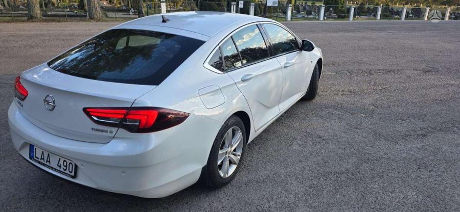 Balts Opel Insignia 2019 Kauņa, ar dzinēja tilpumu 1.60 L un nobraukumu 209 tūkst. km par 12100 €, foto 4 vietnē AUTOMOTO.COM.LV