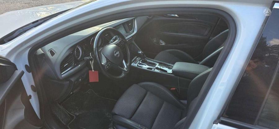 Balts Opel Insignia 2019 Kauņa, ar dzinēja tilpumu 1.60 L un nobraukumu 209 tūkst. km par 12100 €, foto 6 vietnē AUTOMOTO.COM.LV
