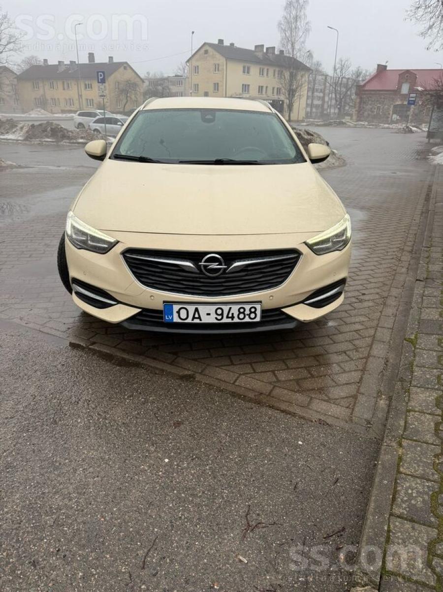 Balts Opel Insignia 2019 Valmiera, ar dzinēja tilpumu 1.60 L un nobraukumu 136 tūkst. km par 8500 €, foto 1 vietnē AUTOMOTO.COM.LV