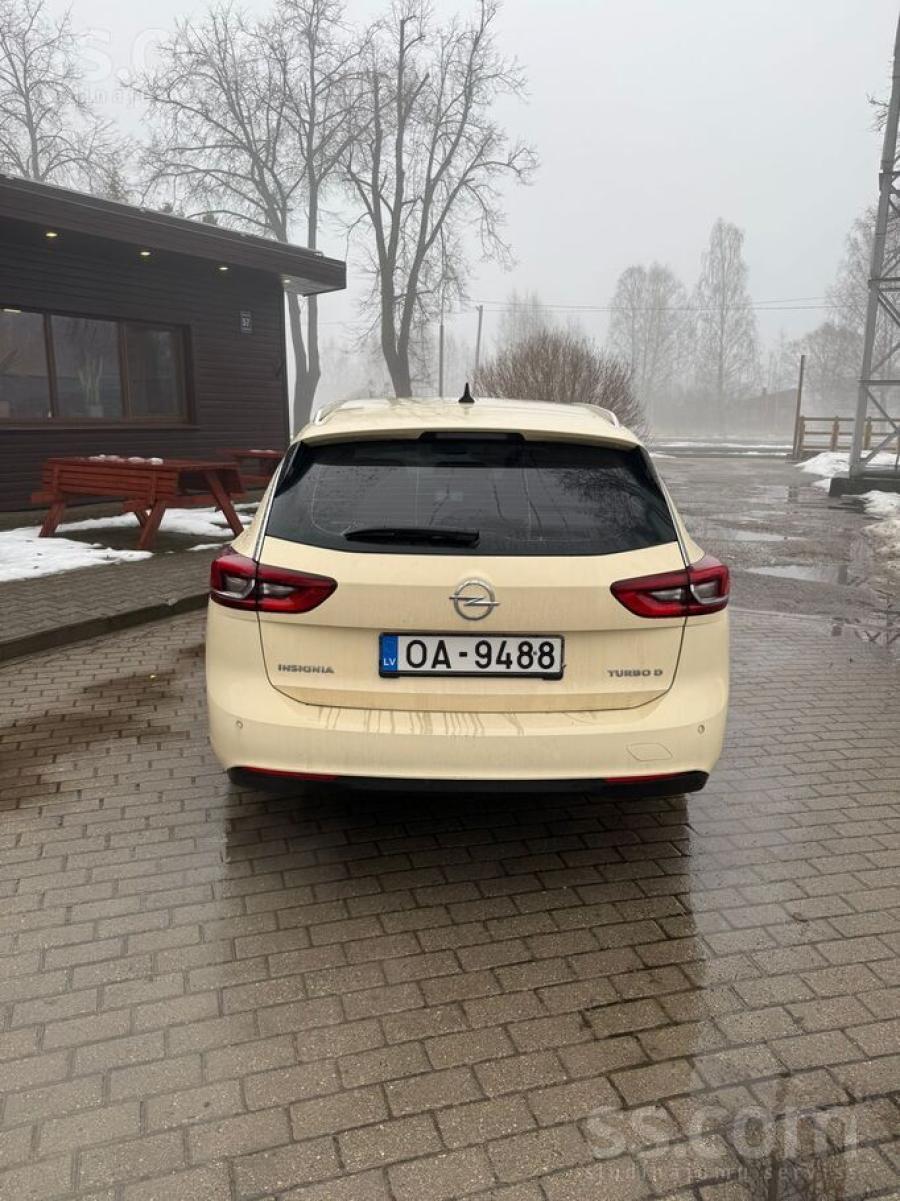 Balts Opel Insignia 2019 Valmiera, ar dzinēja tilpumu 1.60 L un nobraukumu 136 tūkst. km par 8500 €, foto 4 vietnē AUTOMOTO.COM.LV