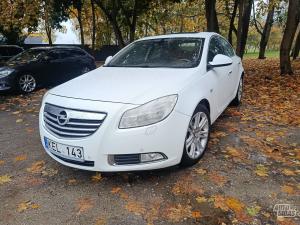 Balts Opel Insignia 2008 Mažeikiai, ar dzinēja tilpumu 2.00 L un nobraukumu 328 tūkst. km par 1500 €, foto  vietnē AUTOMOTO.COM.LV