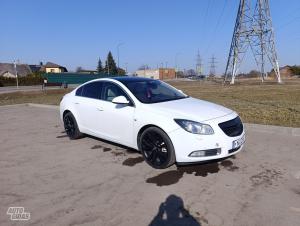 Balts Opel Insignia 2009 Kauņa, ar dzinēja tilpumu 2.00 L un nobraukumu 235 tūkst. km par 1400 €, foto 4 vietnē AUTOMOTO.COM.LV