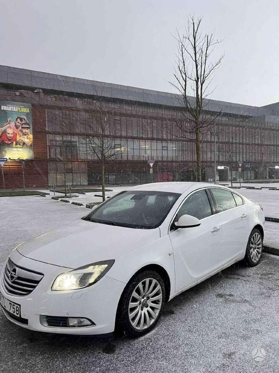 Balts Opel Insignia 2011 Klaipėda, ar dzinēja tilpumu 1.96 L un nobraukumu 307 tūkst. km par 3250 €, foto 9 vietnē AUTOMOTO.COM.LV
