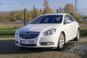 Balts Opel Insignia 2013 Rīga, ar dzinēja tilpumu 2.00 L un nobraukumu 288 tūkst. km par 4490 €, foto  vietnē AUTOMOTO.COM.LV