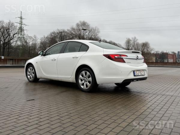 Balts Opel Insignia 2014 Rīga, ar dzinēja tilpumu 2.00 L un nobraukumu 162 tūkst. km par 6250 €, foto 5 vietnē AUTOMOTO.COM.LV