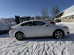 Balts Opel Insignia 2014 Kauņa, ar dzinēja tilpumu 1.96 L un nobraukumu 220 tūkst. km par 3100 €, foto  vietnē AUTOMOTO.COM.LV