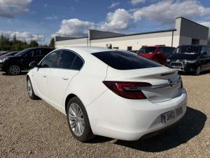 Balts Opel Insignia 2014 Šauļi, ar dzinēja tilpumu 1.96 L un nobraukumu 337 tūkst. km par 5300 €, foto 9 vietnē AUTOMOTO.COM.LV
