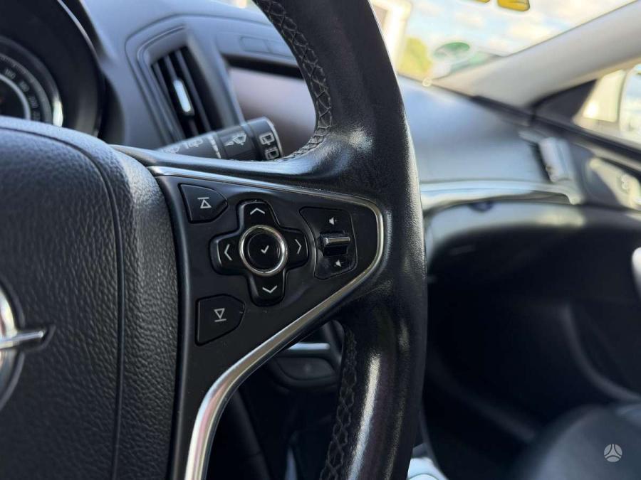 Balts Opel Insignia 2014 Šauļi, ar dzinēja tilpumu 1.96 L un nobraukumu 337 tūkst. km par 5300 €, foto 12 vietnē AUTOMOTO.COM.LV