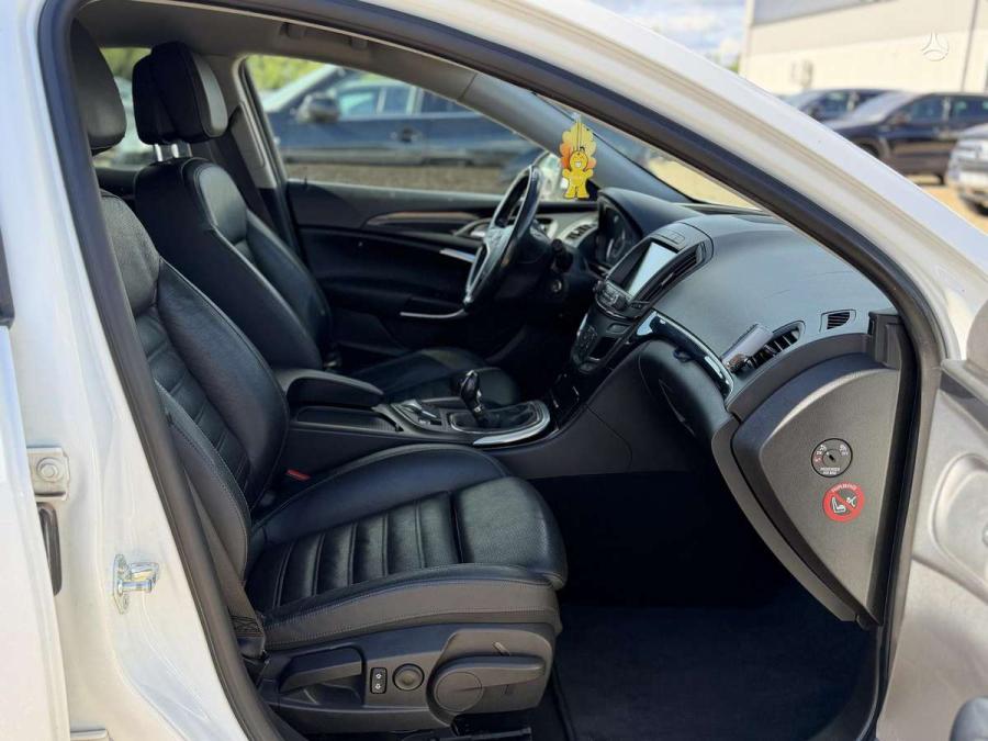 Balts Opel Insignia 2014 Šauļi, ar dzinēja tilpumu 1.96 L un nobraukumu 337 tūkst. km par 5300 €, foto 20 vietnē AUTOMOTO.COM.LV