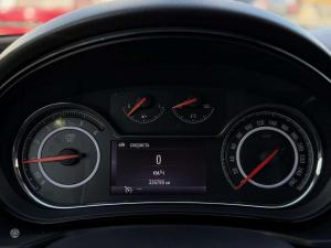 Balts Opel Insignia 2014 Šauļi, ar dzinēja tilpumu 1.96 L un nobraukumu 337 tūkst. km par 5300 €, foto 24 vietnē AUTOMOTO.COM.LV