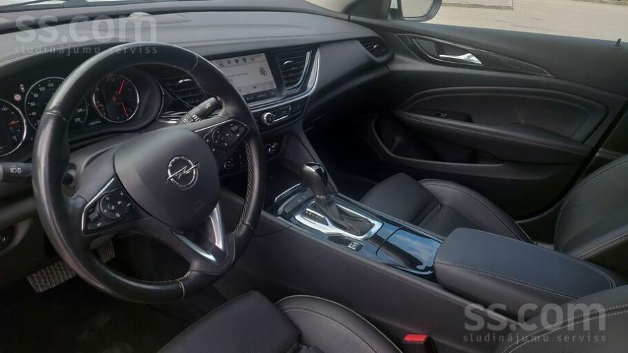 Balts Opel Insignia 2017 Rīga, ar dzinēja tilpumu 1.60 L un nobraukumu 246 tūkst. km par 7990 €, foto 4 vietnē AUTOMOTO.COM.LV