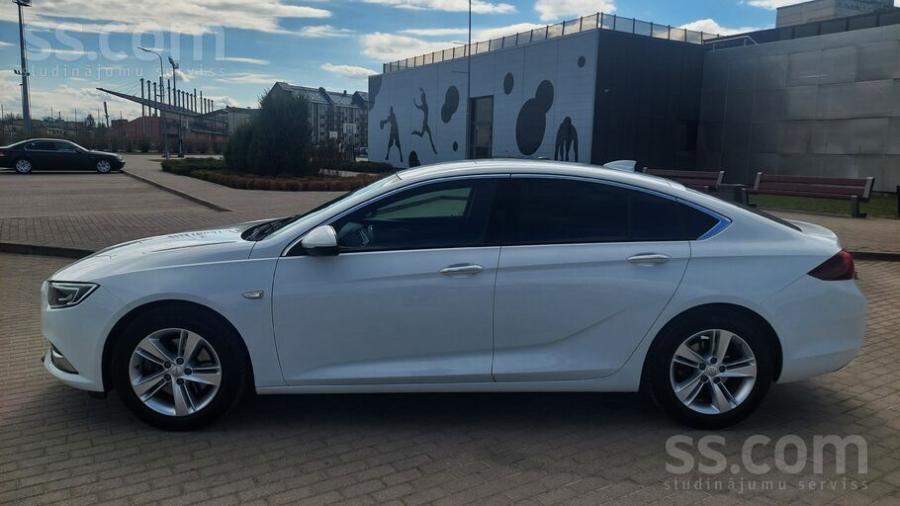 Balts Opel Insignia 2017 Rīga, ar dzinēja tilpumu 1.60 L un nobraukumu 246 tūkst. km par 7990 €, foto 11 vietnē AUTOMOTO.COM.LV