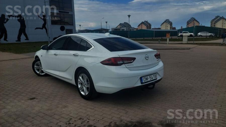 Balts Opel Insignia 2017 Rīga, ar dzinēja tilpumu 1.60 L un nobraukumu 246 tūkst. km par 7990 €, foto 23 vietnē AUTOMOTO.COM.LV
