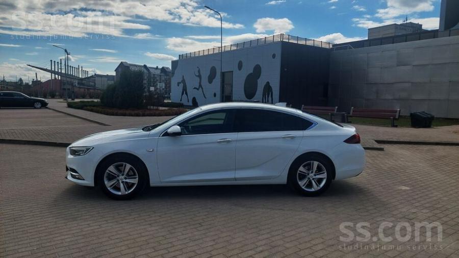 Balts Opel Insignia 2017 Rīga, ar dzinēja tilpumu 1.60 L un nobraukumu 246 tūkst. km par 7990 €, foto 27 vietnē AUTOMOTO.COM.LV