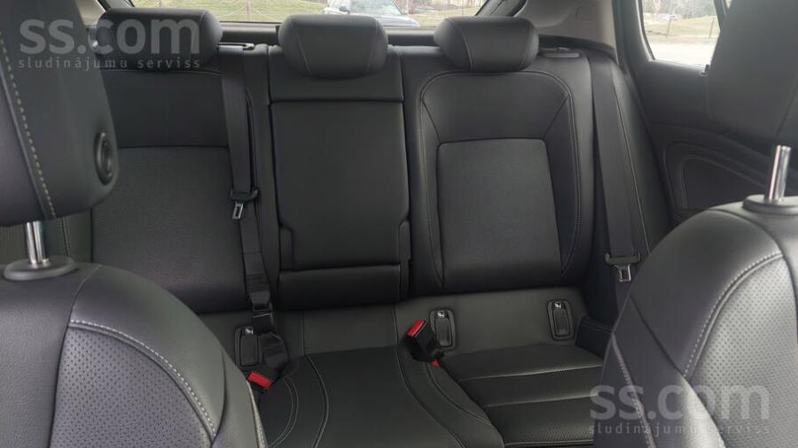 Balts Opel Insignia 2017 Rīga, ar dzinēja tilpumu 1.60 L un nobraukumu 246 tūkst. km par 7990 €, foto 29 vietnē AUTOMOTO.COM.LV