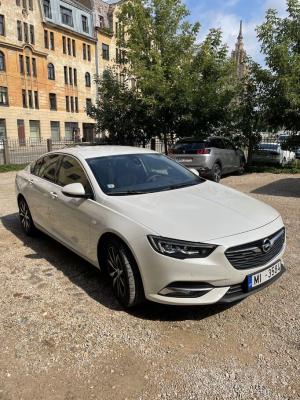 Balts Opel Insignia 2017 Rīga, ar dzinēja tilpumu 1.60 L un nobraukumu 200 tūkst. km par 8500 €, foto 3 vietnē AUTOMOTO.COM.LV