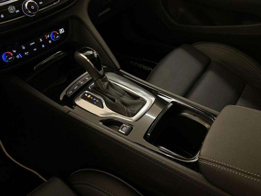 Balts Opel Insignia 2017 Marijampole, ar dzinēja tilpumu 1.96 L un nobraukumu 206 tūkst. km par 11250 €, foto 4 vietnē AUTOMOTO.COM.LV