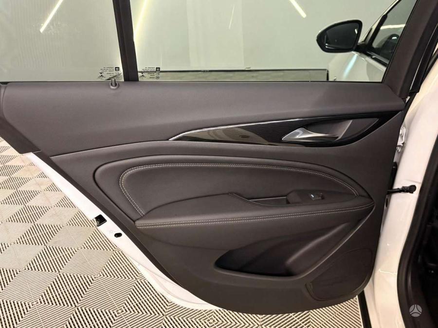 Balts Opel Insignia 2017 Marijampole, ar dzinēja tilpumu 1.96 L un nobraukumu 206 tūkst. km par 11250 €, foto 7 vietnē AUTOMOTO.COM.LV