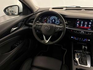 Balts Opel Insignia 2017 Marijampole, ar dzinēja tilpumu 1.96 L un nobraukumu 206 tūkst. km par 11250 €, foto 14 vietnē AUTOMOTO.COM.LV