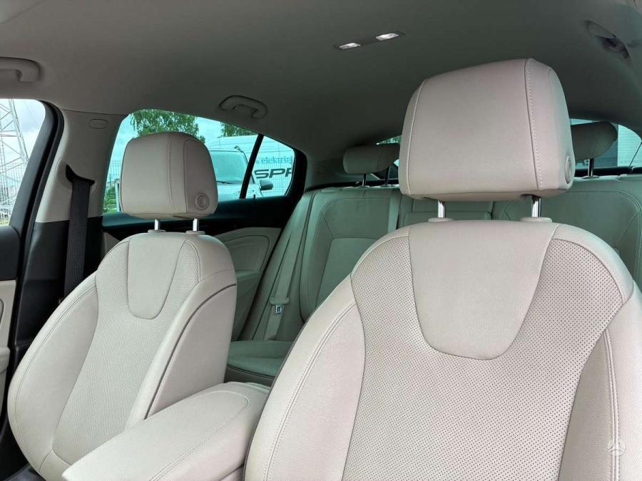 Balts Opel Insignia 2018 Kauņa, ar dzinēja tilpumu 1.96 L un nobraukumu 99 tūkst. km par 14500 €, foto 16 vietnē AUTOMOTO.COM.LV