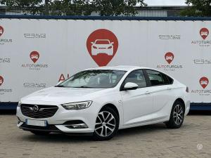 Balts Opel Insignia 2018 Tauragė, ar dzinēja tilpumu 1.60 L un nobraukumu 162 tūkst. km par 8200 €, foto  vietnē AUTOMOTO.COM.LV