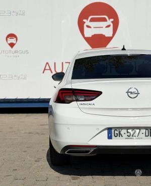 White Opel Insignia 2022 in Taurage, with an engine capacity of 2.00 L and mileage of 252 thousand km for 10800 €, photo 23 on AUTOMOTO.COM.LV