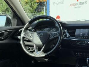 White Opel Insignia 2022 in Taurage, with an engine capacity of 2.00 L and mileage of 252 thousand km for 10800 €, photo 38 on AUTOMOTO.COM.LV