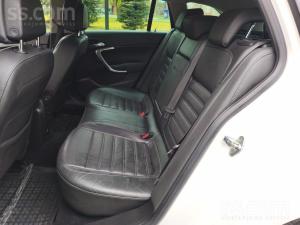 Balts Opel Insignia 2009 Jelgava, ar dzinēja tilpumu 2.00 L un nobraukumu 0 tūkst. km par 2690 €, foto 9 vietnē AUTOMOTO.COM.LV