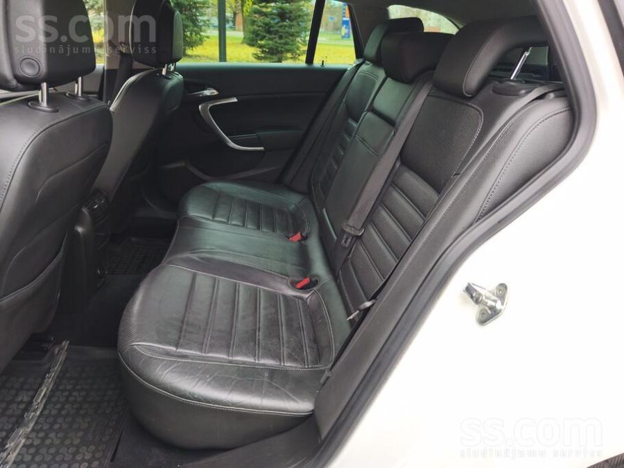 Balts Opel Insignia 2009 Jelgava, ar dzinēja tilpumu 2.00 L un nobraukumu 0 tūkst. km par 2690 €, foto 9 vietnē AUTOMOTO.COM.LV
