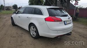 Balts Opel Insignia 2009 Daugavpils, ar dzinēja tilpumu 2.00 L un nobraukumu 300 tūkst. km par 2000 €, foto 4 vietnē AUTOMOTO.COM.LV