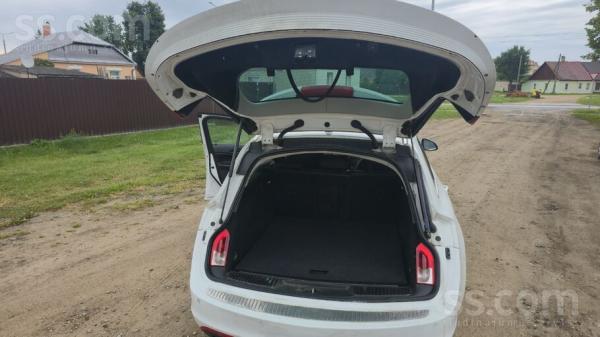 Balts Opel Insignia 2009 Daugavpils, ar dzinēja tilpumu 2.00 L un nobraukumu 300 tūkst. km par 2000 €, foto 4 vietnē AUTOMOTO.COM.LV