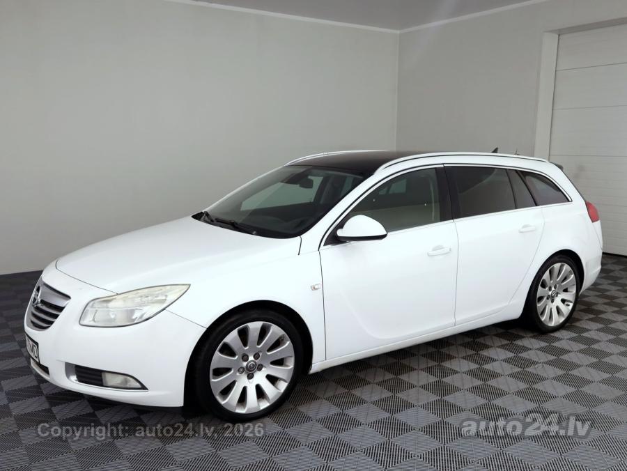 Белый Опель Инсигния 2009 в Таллин, объемом двигателя 2.00 л и пробегом 338 тыс. км за 2699 €, фото 3 на AUTOMOTO.COM.LV