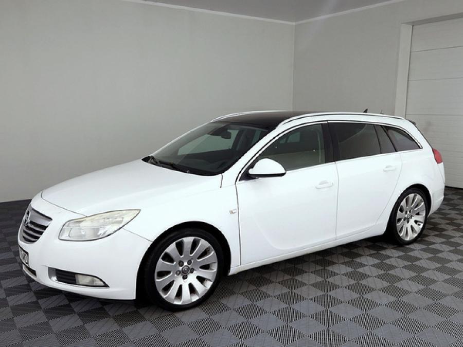 Balts Opel Insignia 2009 Tallina, ar dzinēja tilpumu 2.00 L un nobraukumu 338 tūkst. km par 2699 €, foto 3 vietnē AUTOMOTO.COM.LV
