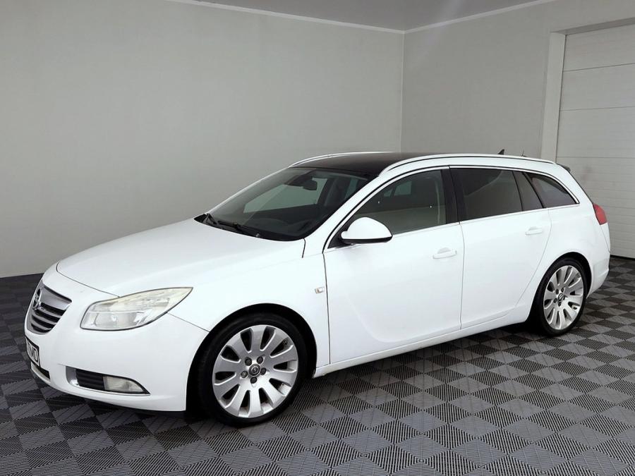 Balts Opel Insignia 2009 Tallina, ar dzinēja tilpumu 2.00 L un nobraukumu 338 tūkst. km par 2699 €, foto 11 vietnē AUTOMOTO.COM.LV