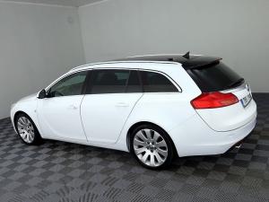 Balts Opel Insignia 2009 Tallina, ar dzinēja tilpumu 2.00 L un nobraukumu 338 tūkst. km par 2699 €, foto 13 vietnē AUTOMOTO.COM.LV