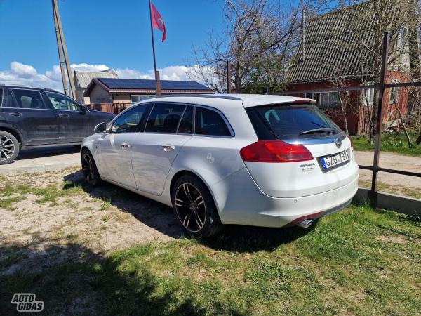 Balts Opel Insignia 2010 Klaipėda, ar dzinēja tilpumu 2.00 L un nobraukumu 332 tūkst. km par 3400 €, foto 2 vietnē AUTOMOTO.COM.LV