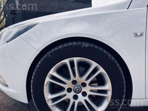 Balts Opel Insignia 2010 Liepāja, ar dzinēja tilpumu 2.00 L un nobraukumu 261 tūkst. km par 3850 €, foto 7 vietnē AUTOMOTO.COM.LV