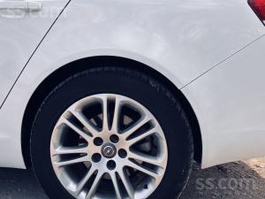 Balts Opel Insignia 2010 Liepāja, ar dzinēja tilpumu 2.00 L un nobraukumu 261 tūkst. km par 3850 €, foto 9 vietnē AUTOMOTO.COM.LV