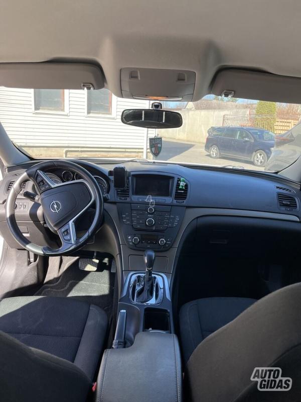 Balts Opel Insignia 2010 Panevēža, ar dzinēja tilpumu 2.00 L un nobraukumu 309 tūkst. km par 2750 €, foto 6 vietnē AUTOMOTO.COM.LV