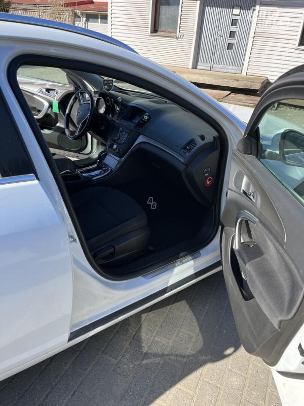 Balts Opel Insignia 2010 Panevēža, ar dzinēja tilpumu 2.00 L un nobraukumu 309 tūkst. km par 2750 €, foto 8 vietnē AUTOMOTO.COM.LV