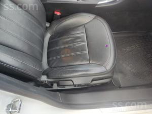 Balts Opel Insignia 2010 Rīga, ar dzinēja tilpumu 2.00 L un nobraukumu 0 tūkst. km par 2550 €, foto 10 vietnē AUTOMOTO.COM.LV