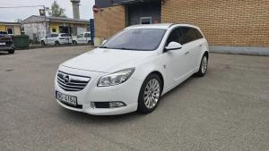 White Opel Insignia 2010 in Riga, with an engine capacity of 2.00 L and mileage of 274 thousand km for 2000 €, photo  on AUTOMOTO.COM.LV