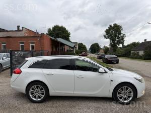 Balts Opel Insignia 2010 Ventspils, ar dzinēja tilpumu 2.00 L un nobraukumu 266 tūkst. km par 3990 €, foto 6 vietnē AUTOMOTO.COM.LV