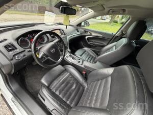 Balts Opel Insignia 2010 Ventspils, ar dzinēja tilpumu 2.00 L un nobraukumu 266 tūkst. km par 3990 €, foto 11 vietnē AUTOMOTO.COM.LV