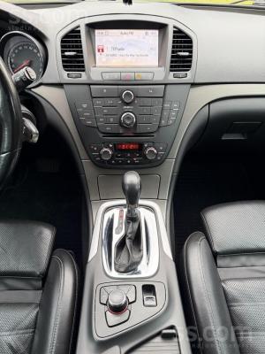 Balts Opel Insignia 2010 Ventspils, ar dzinēja tilpumu 2.00 L un nobraukumu 266 tūkst. km par 3990 €, foto 15 vietnē AUTOMOTO.COM.LV