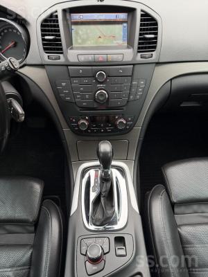 Balts Opel Insignia 2010 Ventspils, ar dzinēja tilpumu 2.00 L un nobraukumu 266 tūkst. km par 3990 €, foto 16 vietnē AUTOMOTO.COM.LV